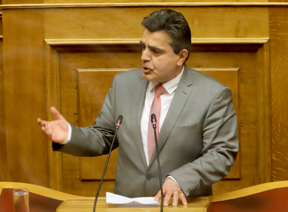 Ζ. Τζηκαλάγιας: "Απάντηση με αλήθειες στους νοσταλγούς του χθες" - Φωνή ...