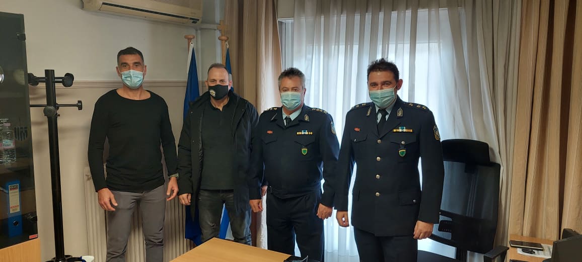 Επίσκεψη του Άκη Τσούκα στην Αστυνομική Διεύθυνση Καστοριάς - Φωνή της ...