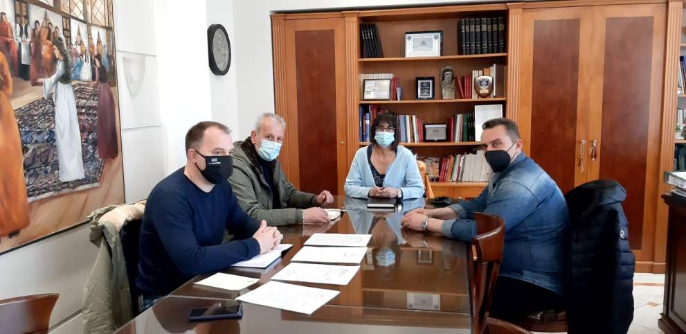 Συνάντηση της Αντιπεριφερειάρχη Καστοριάς με Συλλόγους-Σωματεία της Π.Ε ...