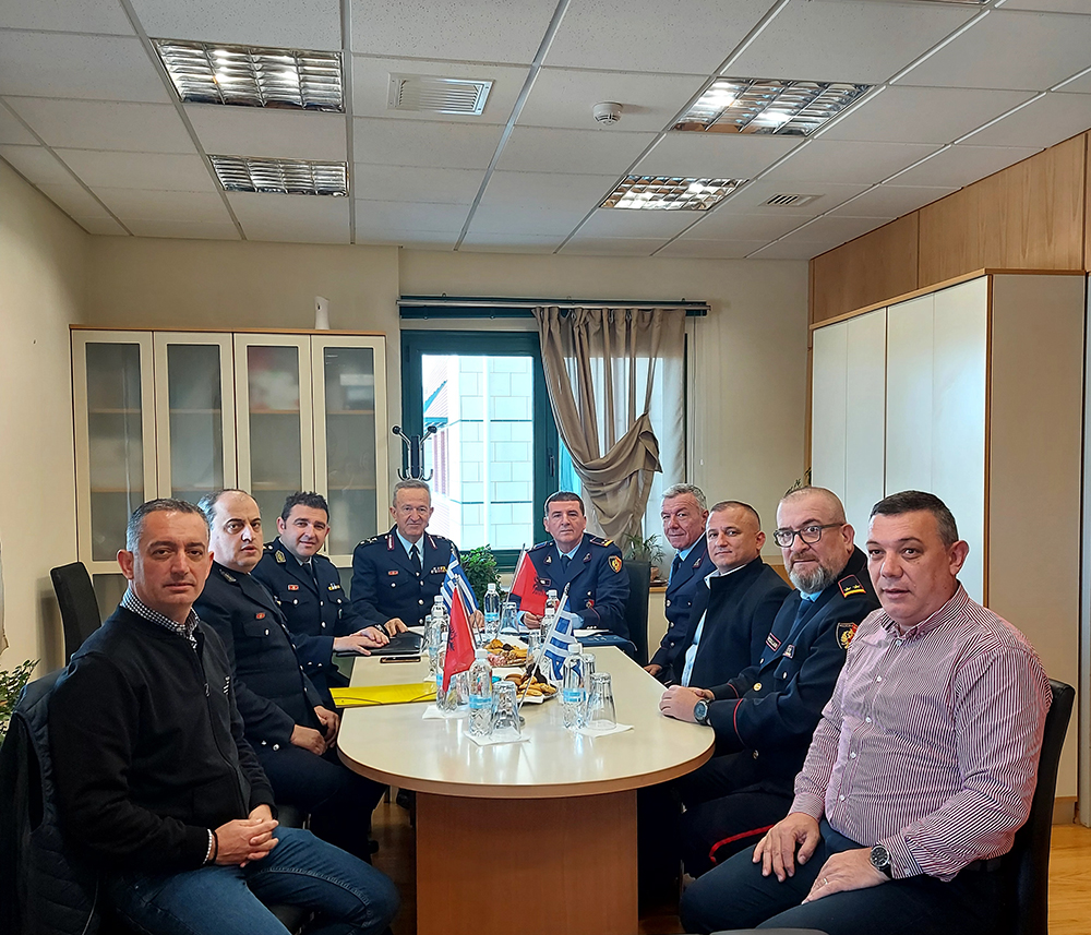 Συνάντηση του Γενικού Περιφερειακού Αστυνομικού Διευθυντή Δυτικής ...